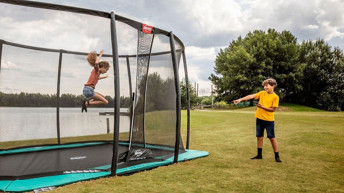 5 Exciting Trampoline Games for Endless Backyard Fun with Kids – River ...
